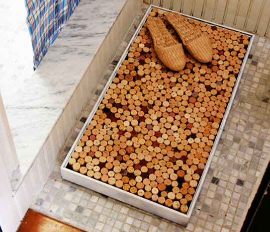 How to Recycle: Decorate your Bathroom with Recycled Stuff