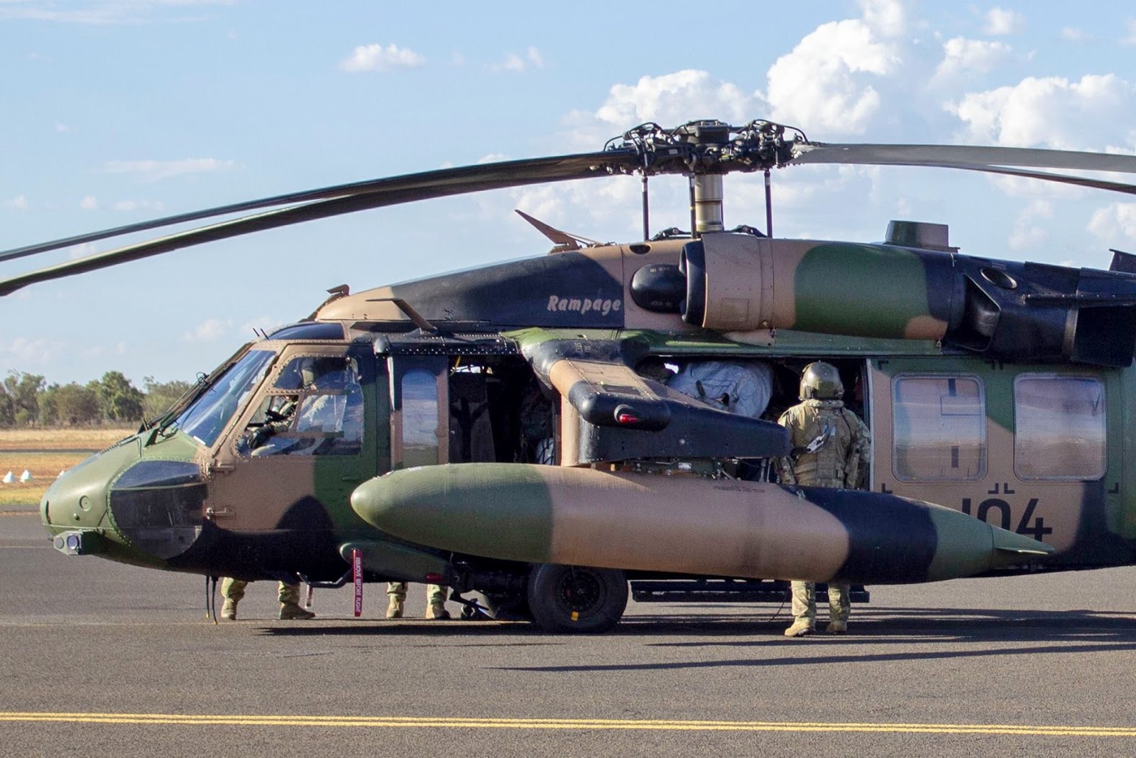 Central Queensland Plane Spotting: A Trio of Australian Army Blackhawk ...