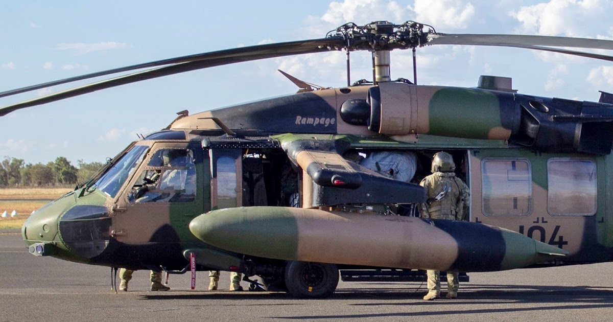 Central Queensland Plane Spotting: A Trio of Australian Army Blackhawk ...