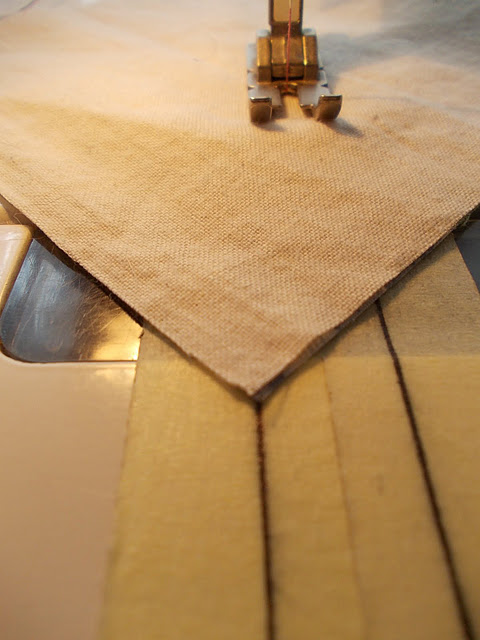 KZK's Quilts, Etc!: Half-Square Triangle and Flippy Squares Tutorial!