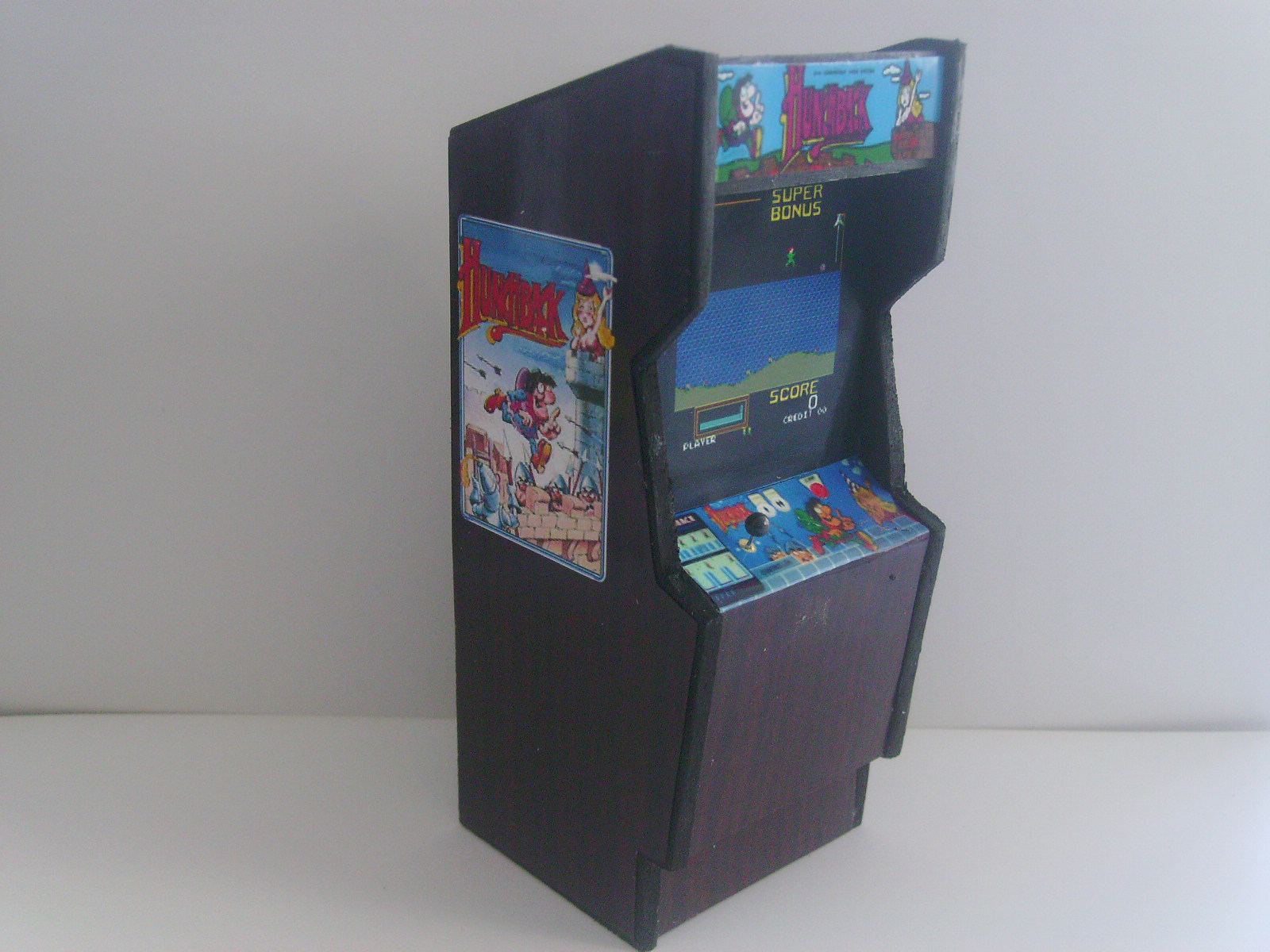 Retro Heart: HUNCHBACK - Scale Arcade Model