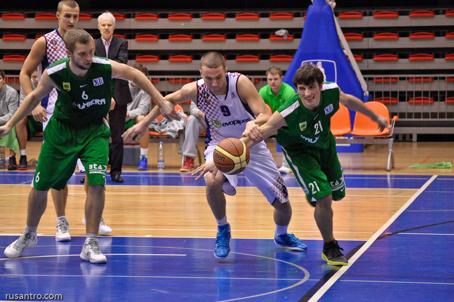 Krūmiņu duets atnes uzvaru @BKJelgava pār līgas līderkomandu @BKValmiera