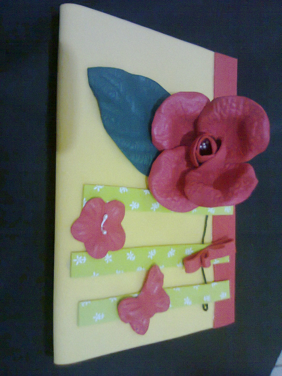 ARTE & ARTE: capa de caderno - flores frisadas