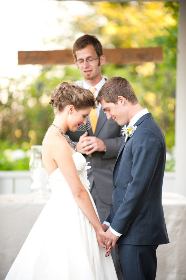 Confetti + Glitter: What a Stunning Wedding!