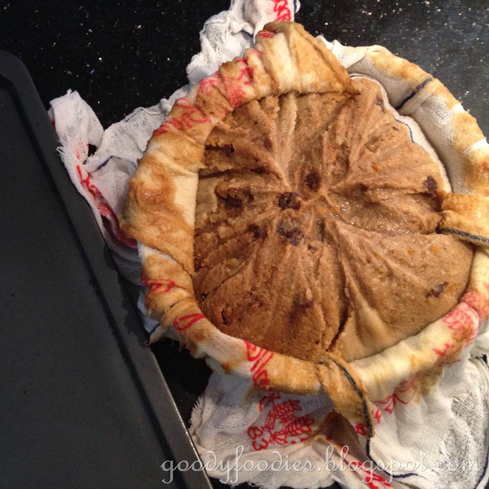 GoodyFoodies: Recipe: Clootie Dumpling (Scottish Dessert)