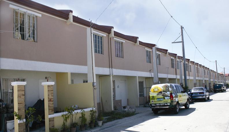 RCD Winter Breeze Homes: RCD VILLAS De Bacoor