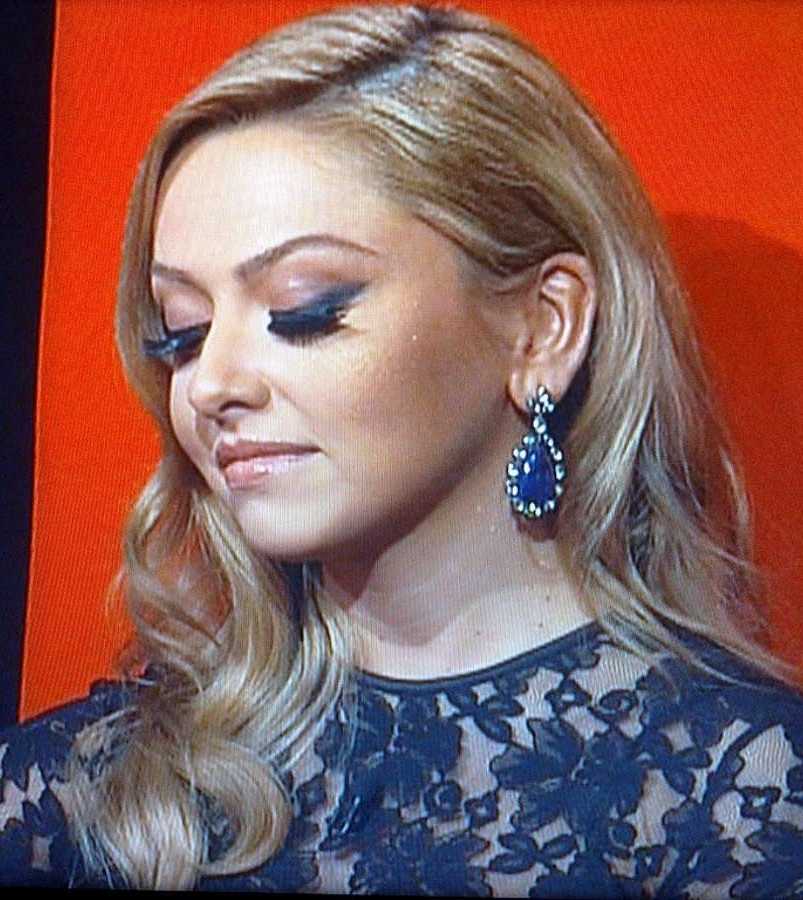 İnciler Dantel ve Fırfırlar: Hadise Saç Modelleri, Hadise Saç Rengi O ...