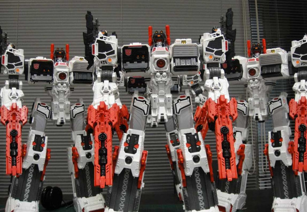 Blog de Transformers de mdverde: Imágenes de Metroplex Generations de ...