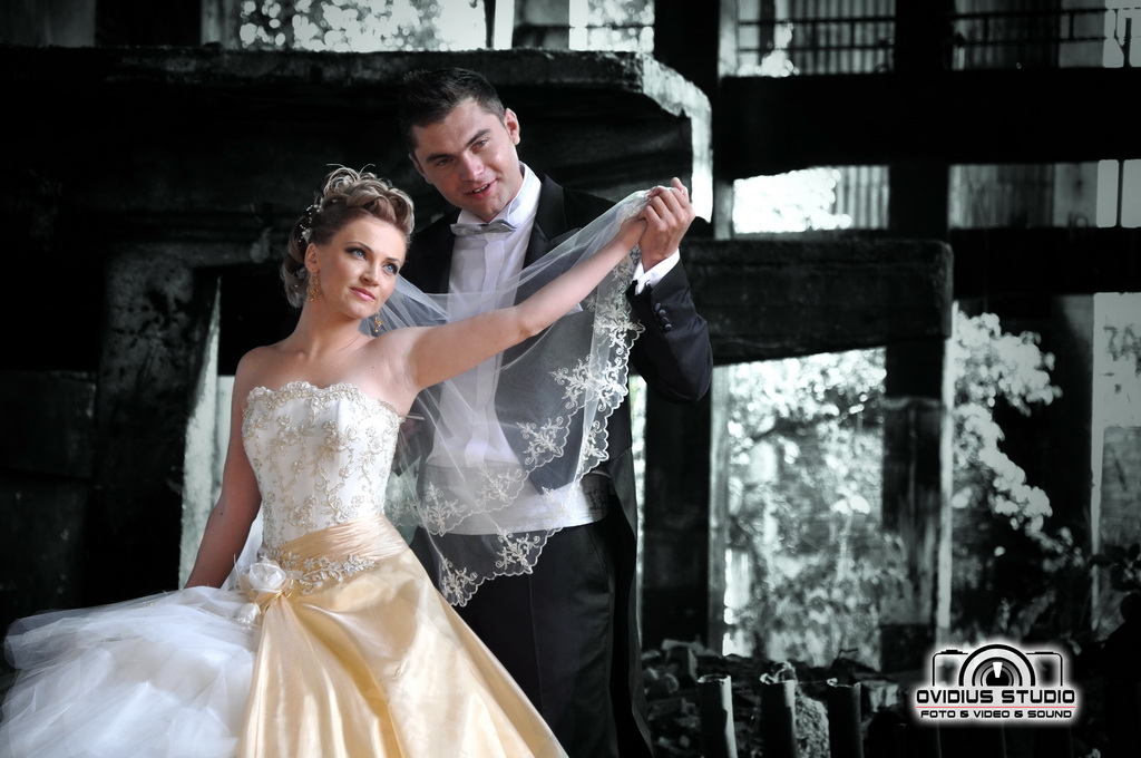 Ovidius Studio: Mihaela & Alex Paun (fotografii nunta)