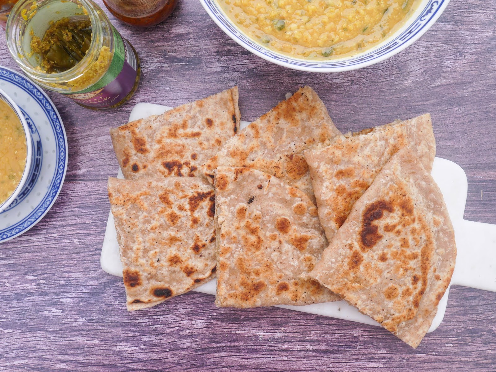 This Muslim Girl Bakes: Cauliflower Chilli Cheese Stuffed Roti.