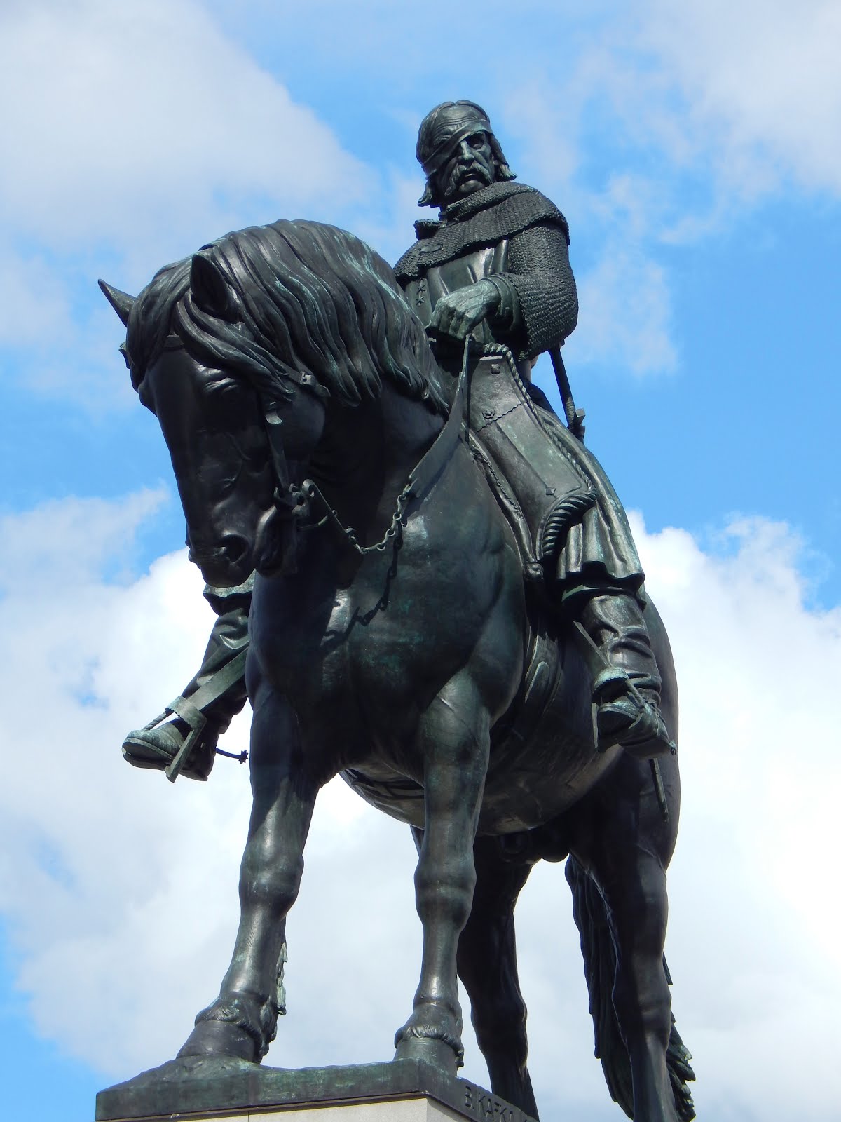 I'll Czech In Later - A Newbie in Prague: Prague Landmarks #3 - Vítkov Hill