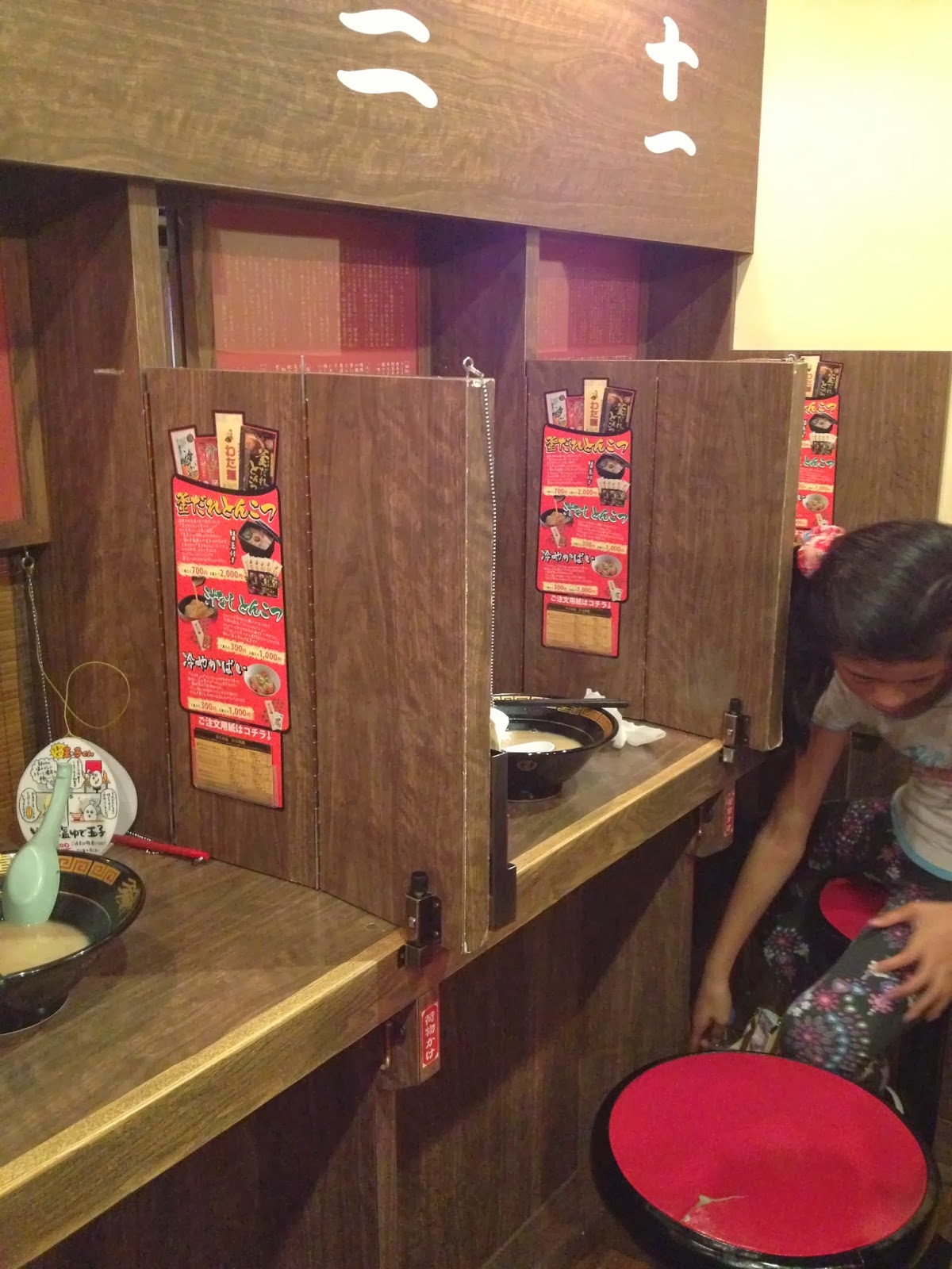 The real Ramen experience at Ichiran Ramen, Tokyo (Shinjuku) - Maddie ...