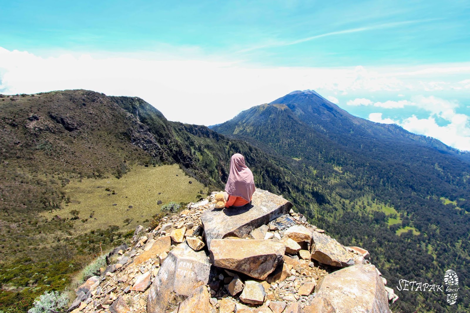 SETAPAK KECIL: Gunung Arjuno, Mencoba Jalur Purwosari Yang Penuh Misteri