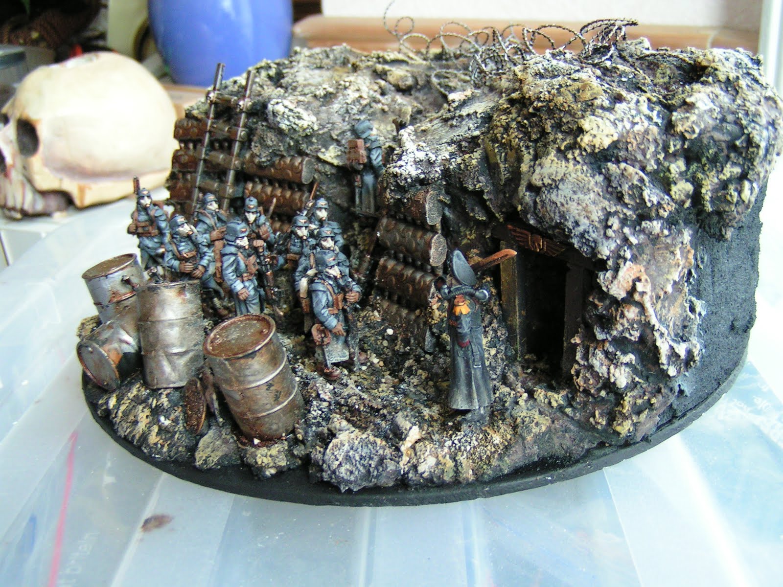 Pin by Haakon Gundersen on Overrun Outpost | Warhammer 40k miniatures ...
