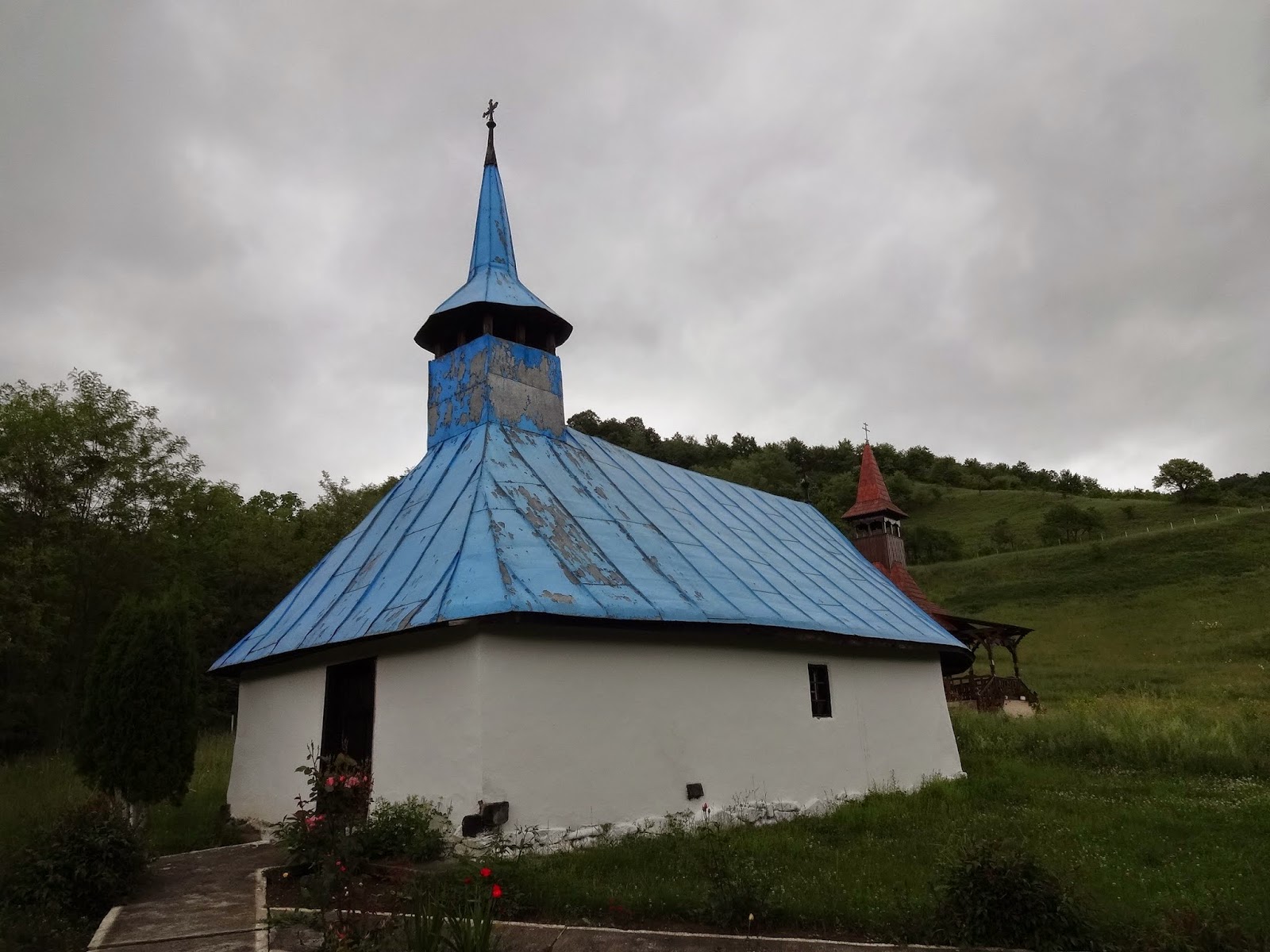 Manastiri din Romania: MANASTIREA BALAN,JUD SALAJ