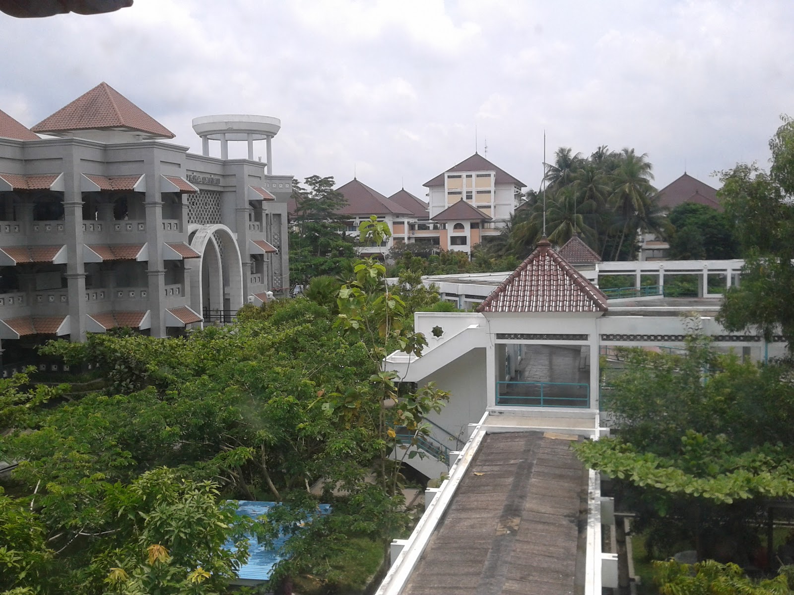 Universitas Muhammadiyah Yogyakarta ~ Aulword