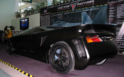 Auto: Vector WX 8 shows its face at LA Auto Show