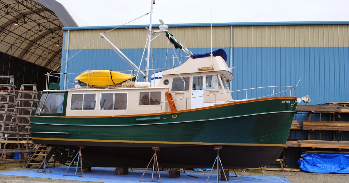 On "Cloud Nine": PILOTHOUSE TRAWLER FOR SALE