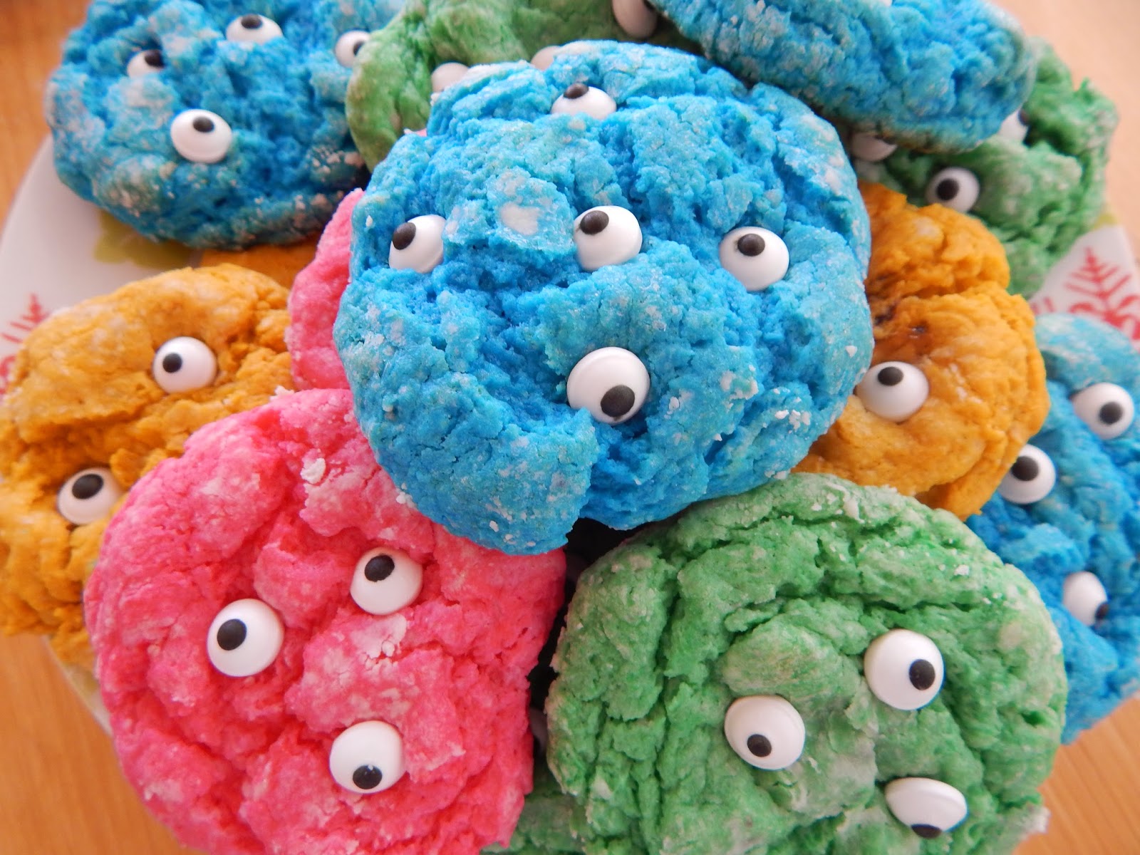 MorningNooNight: Monster Eye Cookies