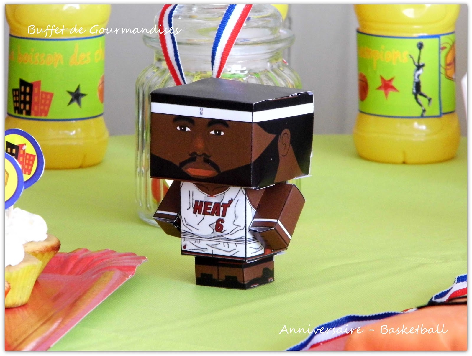 Buffet de Gourmandises: Anniversaire _ Basketball