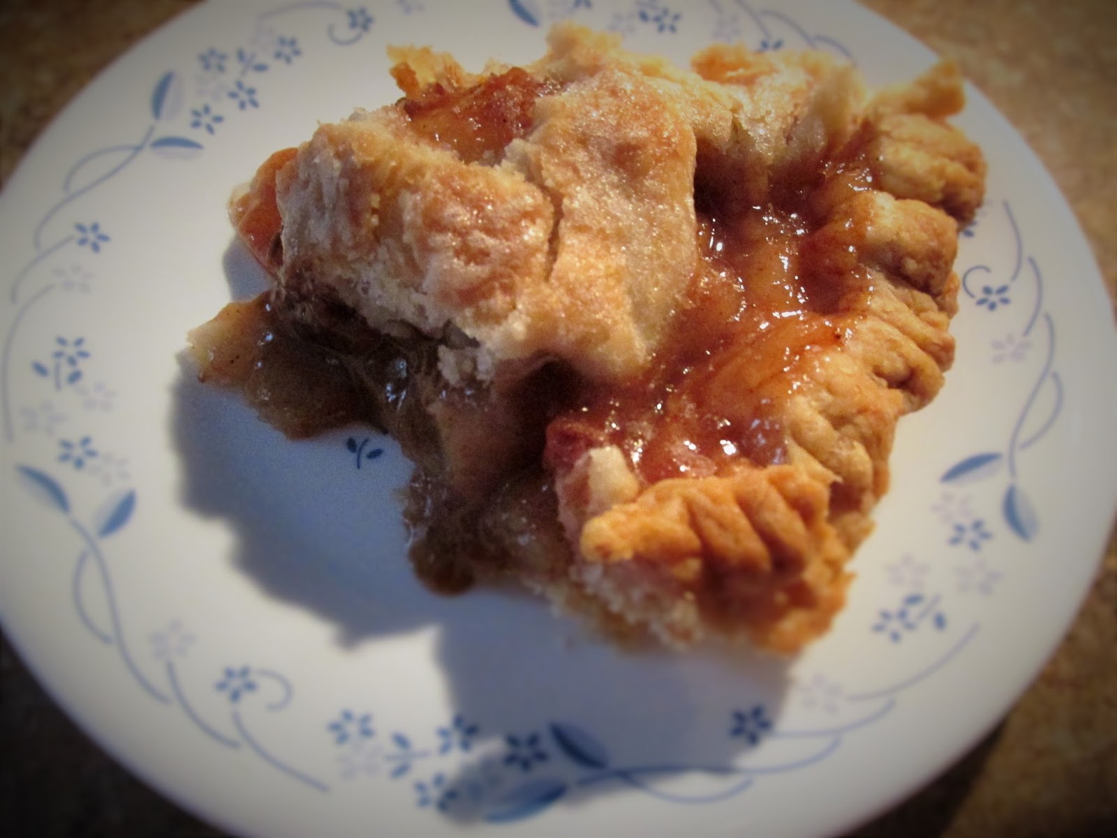 Vickie's Kitchen and Garden: Old Fashioned Apple Pie