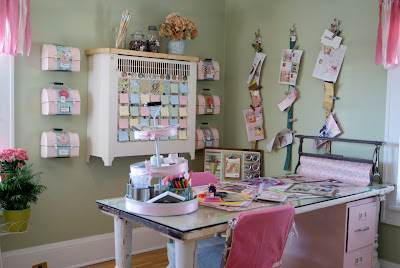 CRAFTY STORAGE: Pretty, pretty Rachel