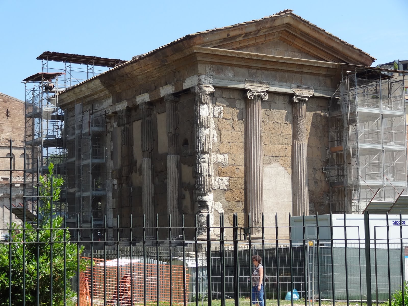 Views of Rome: Foro Boario - The Mistaken Temples - 2 (The Rectangular ...