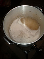 Sui Generis Brewing: Easy Sour: Sour-Mash Berliner Weiss