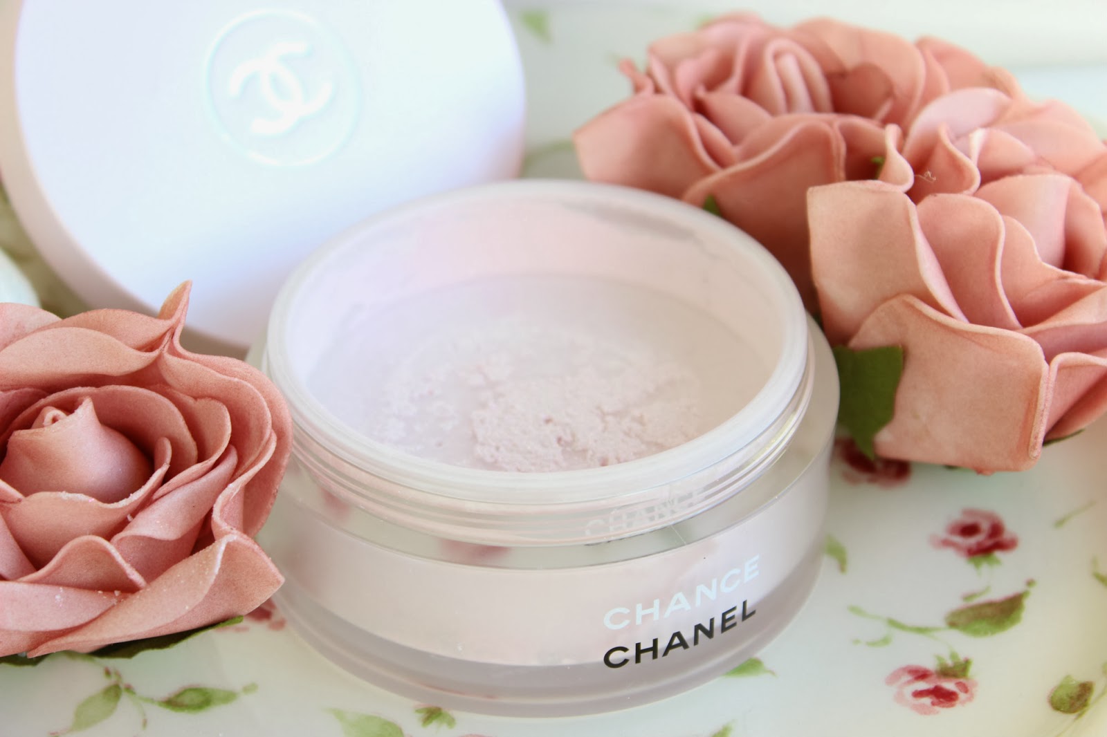 Chanel Chance Eau Tendre - Shimmering Powdered Perfume