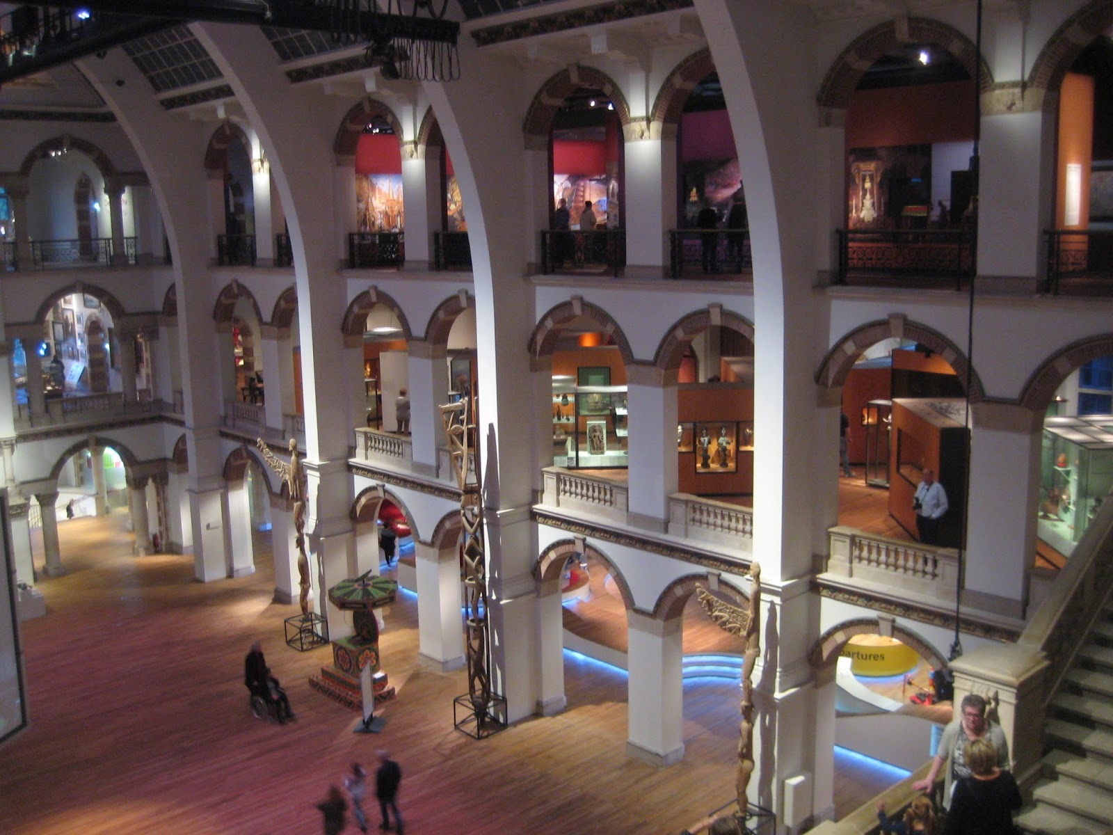 wandelen en genieten: Tropenmuseum in Amsterdam