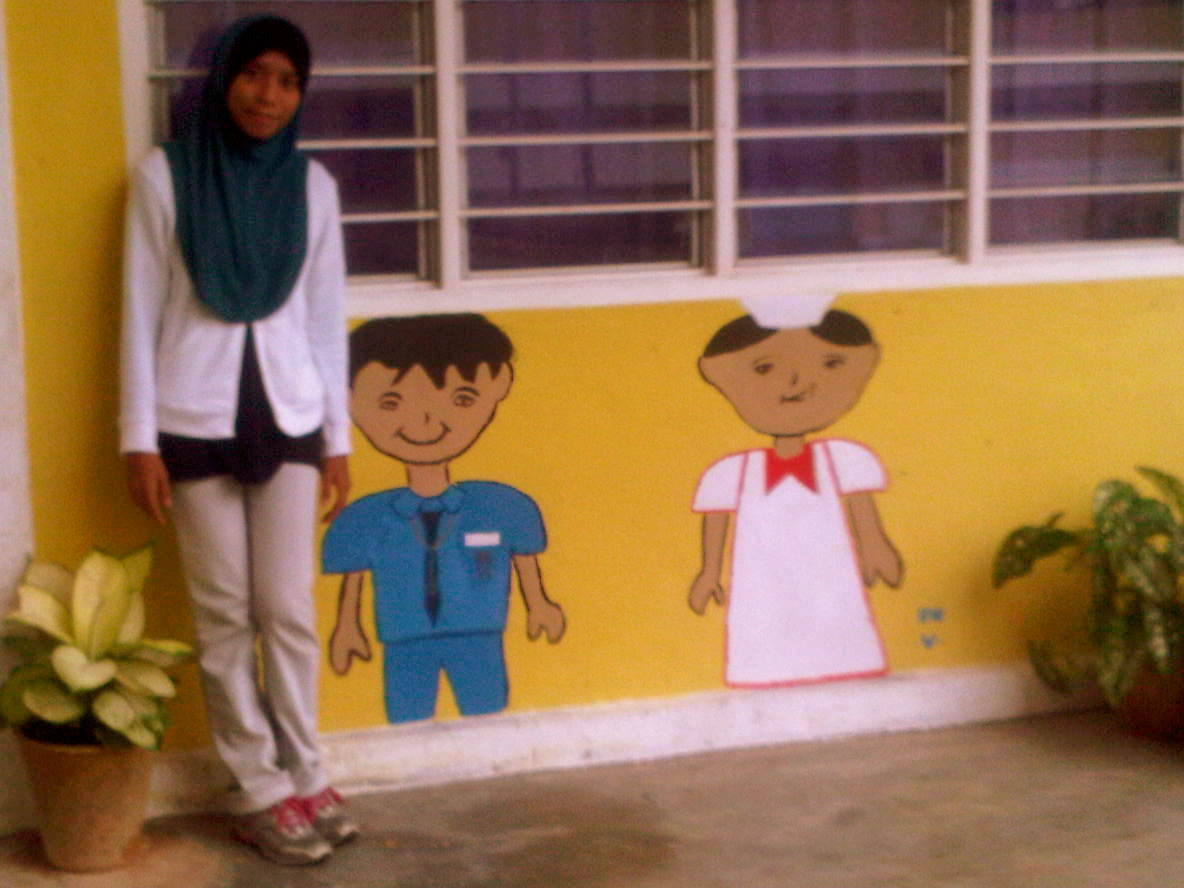 Shazika Shahrim: Menconteng dinding sekolah