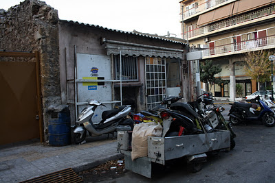 ερυθρολευκο μετεριζι: ΠΑΛΙΕΣ ΚΑΙ ΚΑΙΝΟΥΡΓΙΕΣ ΕΙΚΟΝΕΣ ΑΠΟ ΤΟΝ ΠΕΙΡΑΙΑ