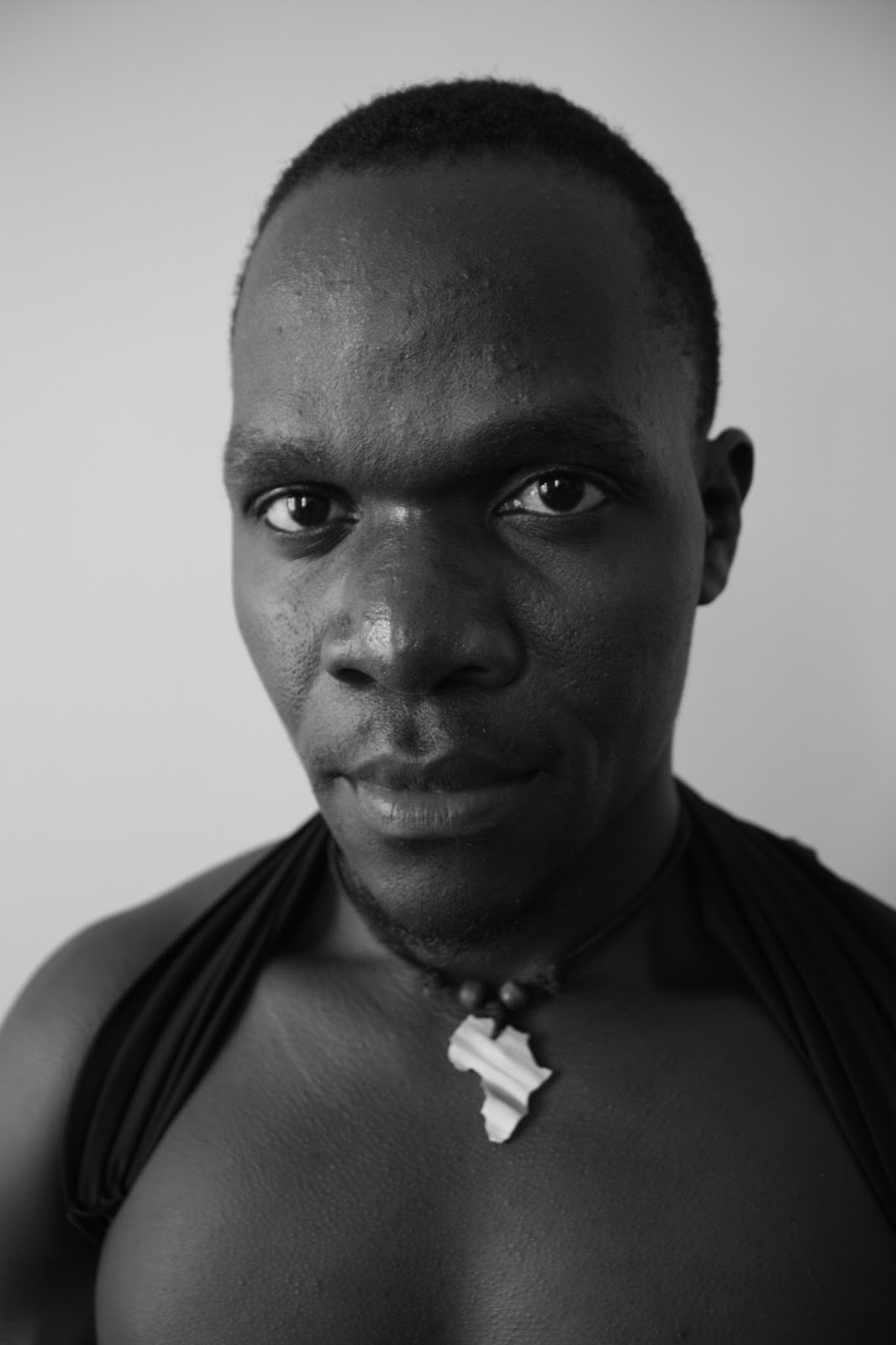 SHE PHOTOGRAPHS BLACK MEN : September 2017