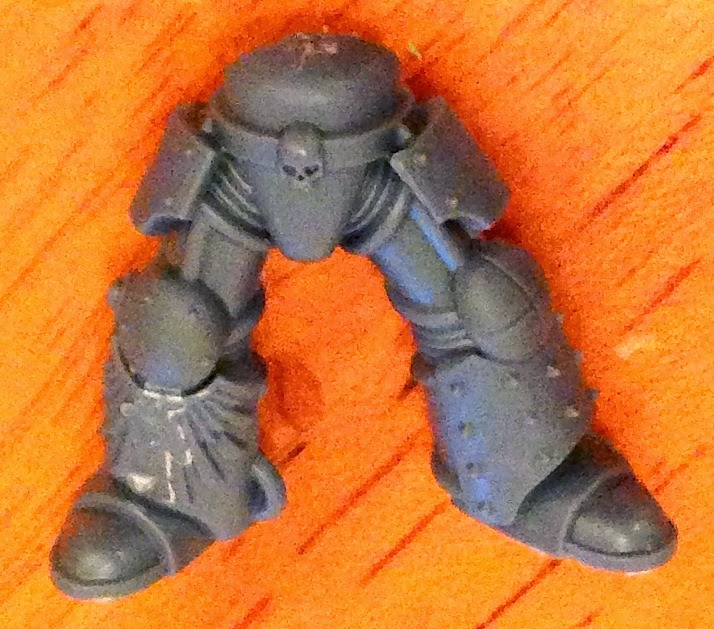 Warpstone Flux: Truescale 40k Marine Legs