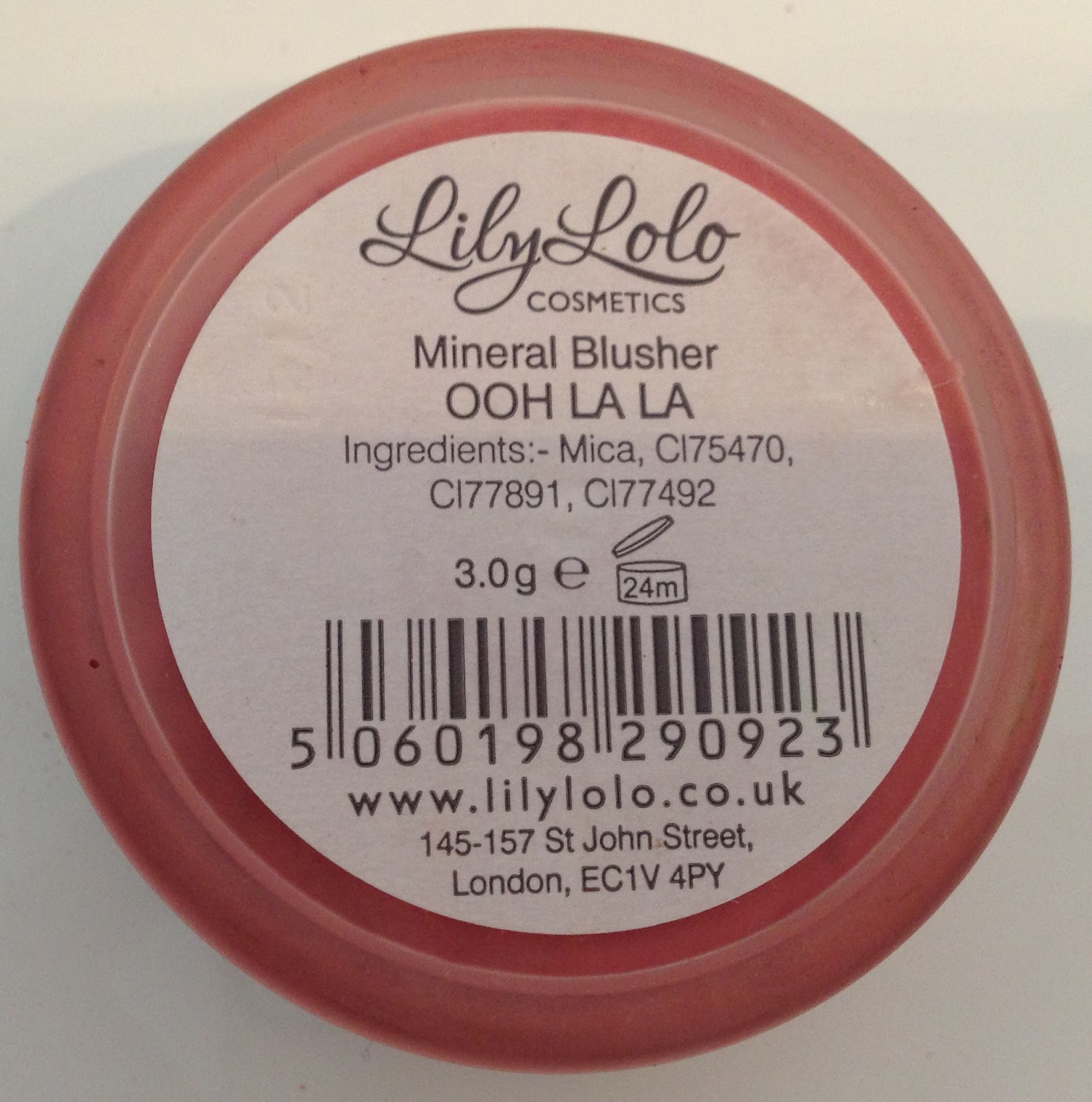 Ooh la la… le blush Lily Lolo / VENUS MAG