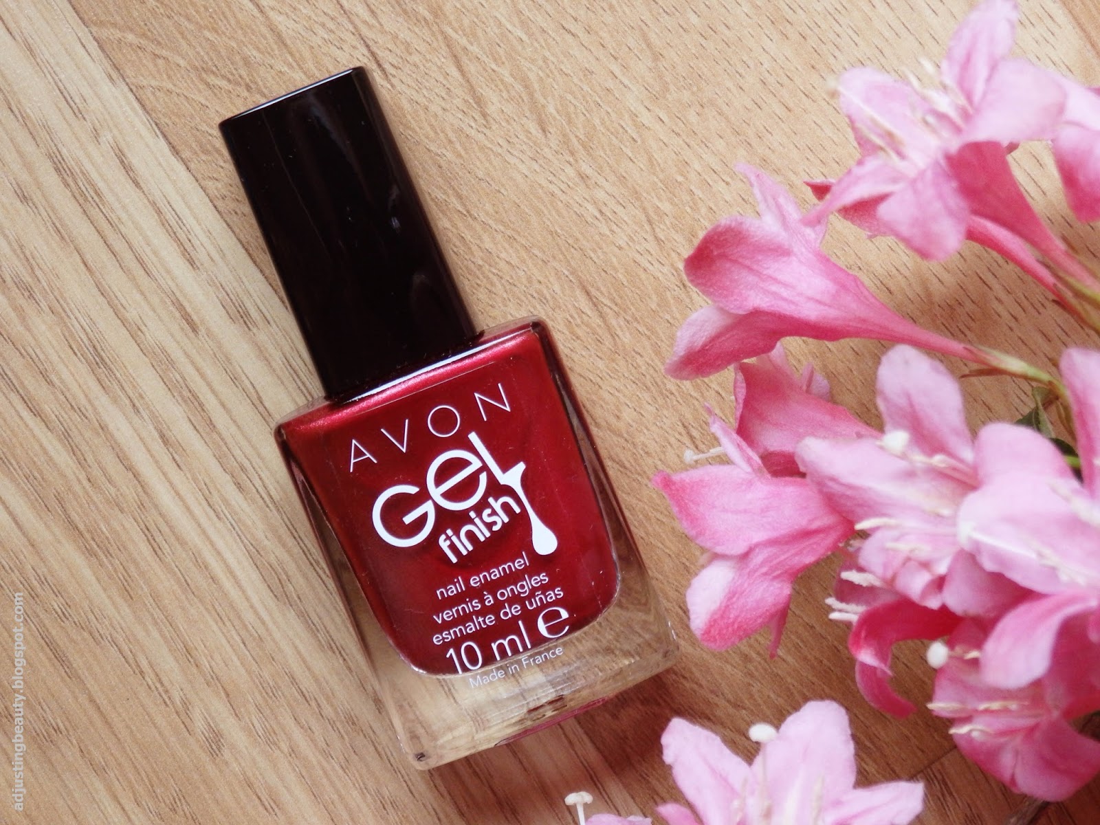 Review: Avon Gel Finish nail polishes (Creme Brulee, Dazzle Pink, Red ...