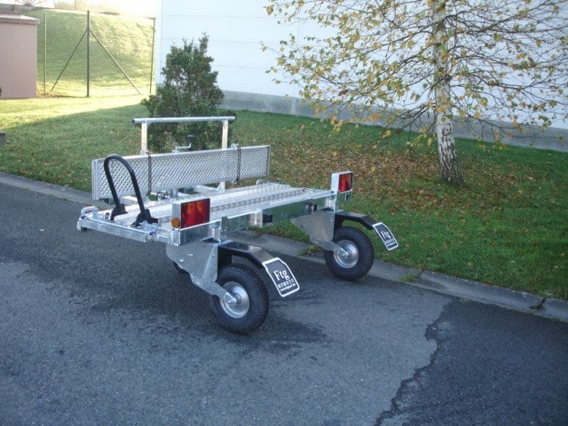 remorque transversale camping car