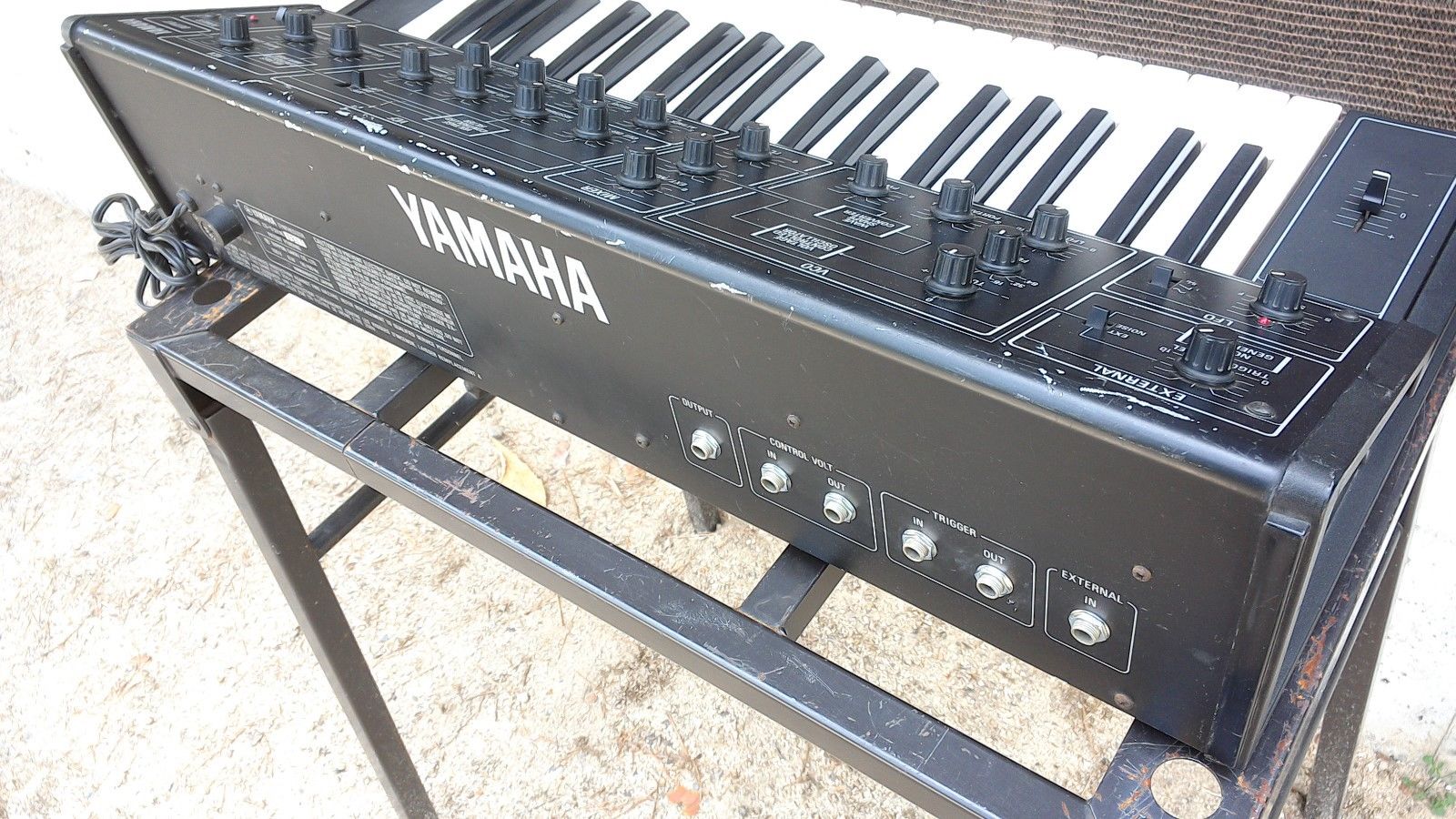 MATRIXSYNTH: YAMAHA CS5 monophonic synthesizer