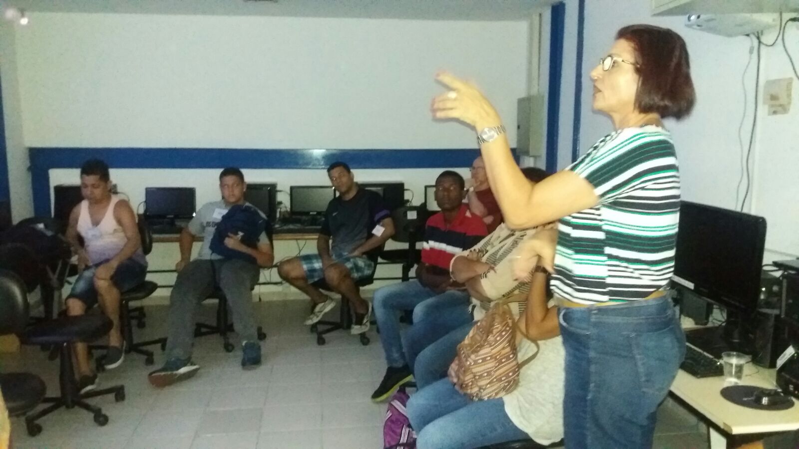 CREJA - Centro Municipal de Referência de Educação de Jovens e Adultos