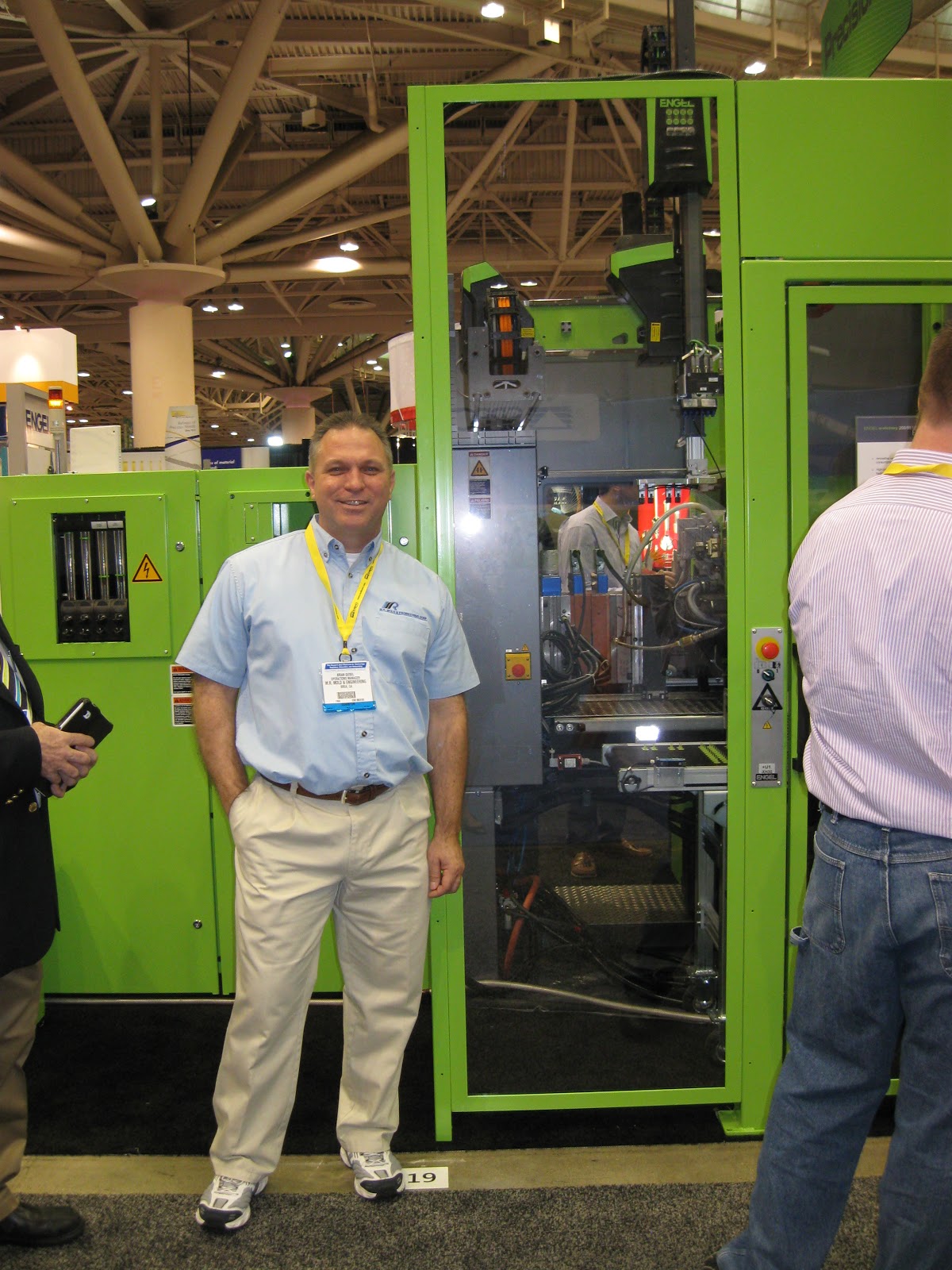 M.R. Mold & Engineering at MD&M Minneapolis