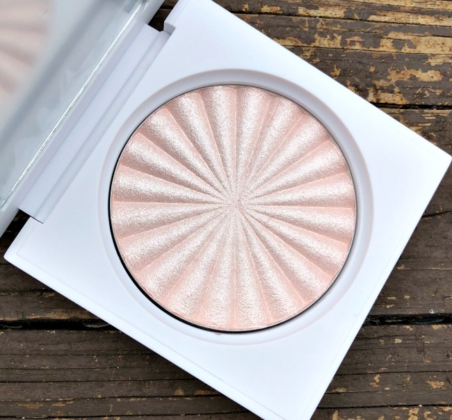 New Ofra Highlighter in Pillow Talk - Crazy Beautiful Makeup & Lifestyle