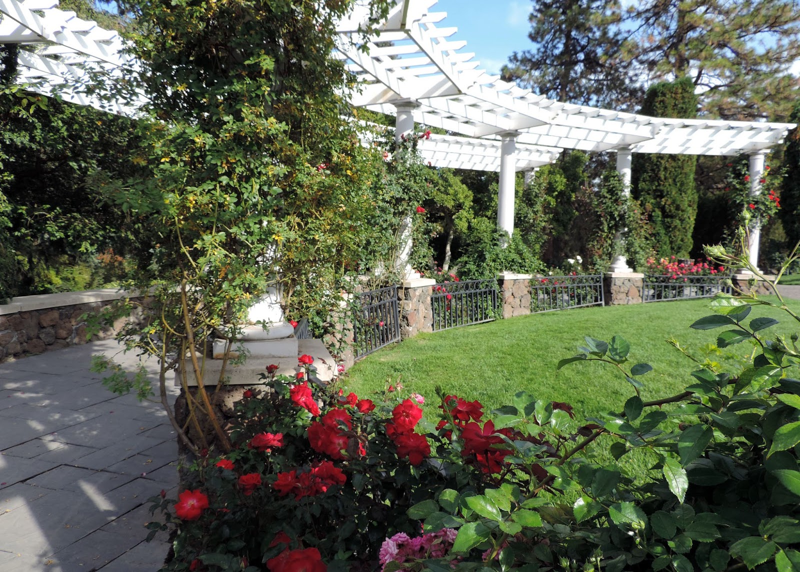 Eden By The Bay: Manito Park in the Fall