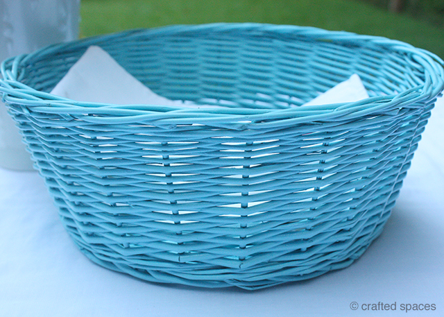 Crafted Spaces: Crafty Idea: Spray Painted Basket