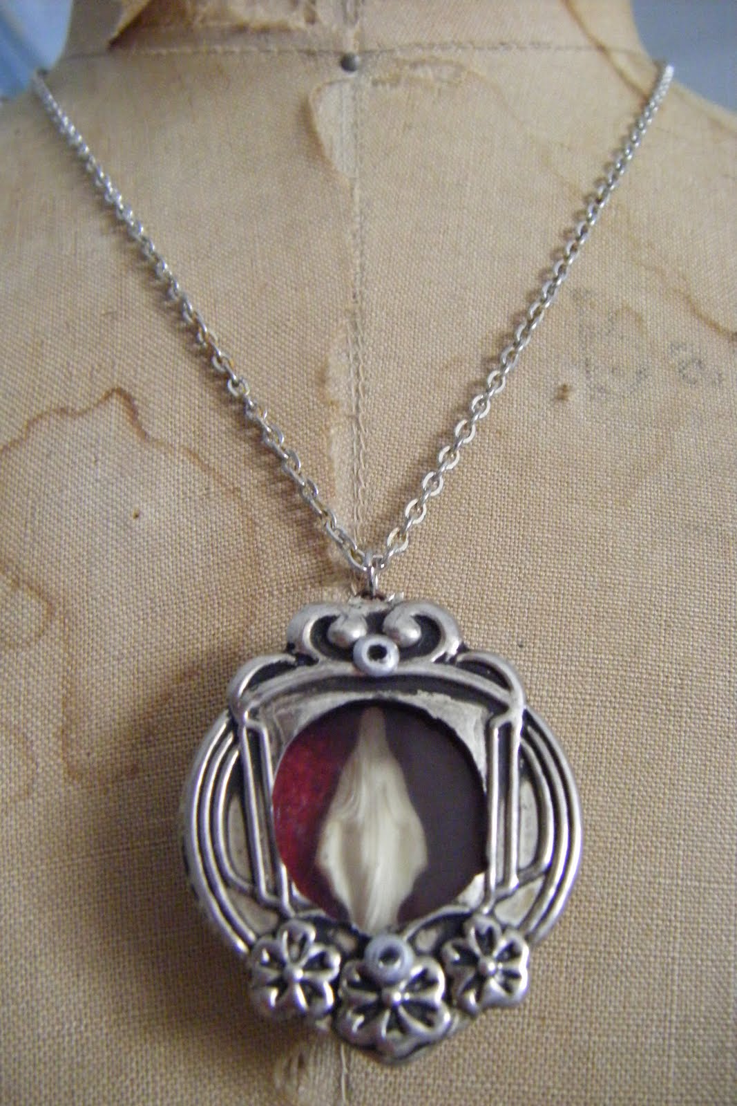 The Enchanted Room: New Mini Reliquary Shrine Necklaces In Etsy Shop