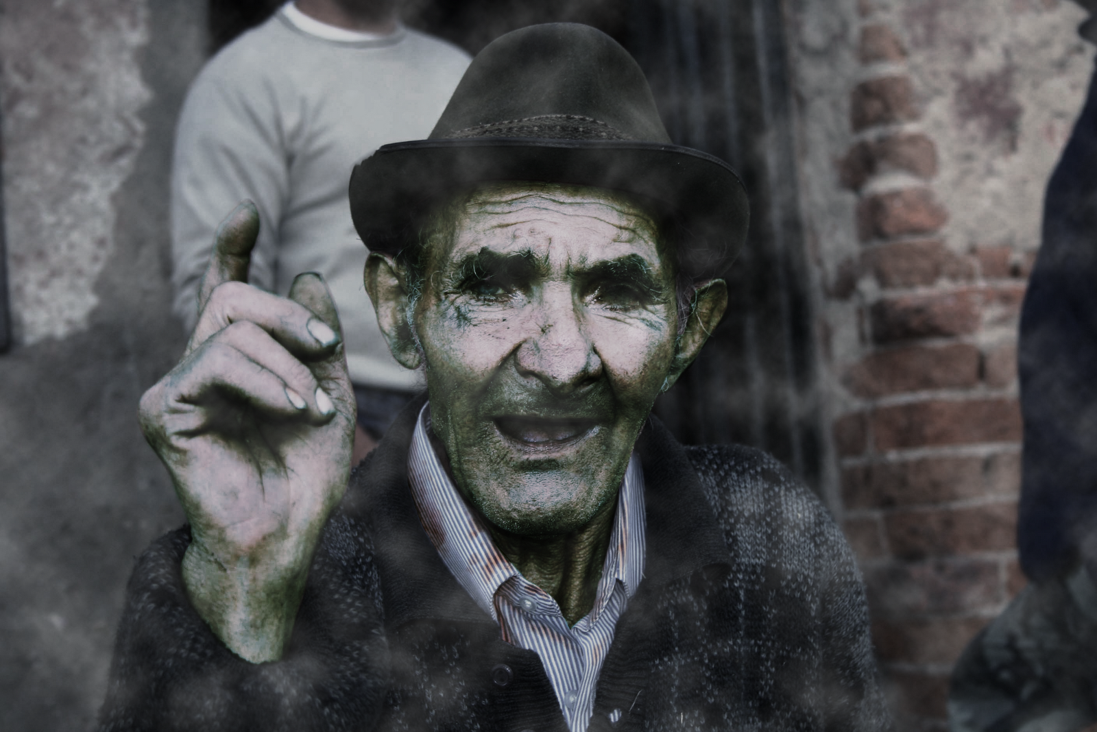 Murmures: Vieux zombie