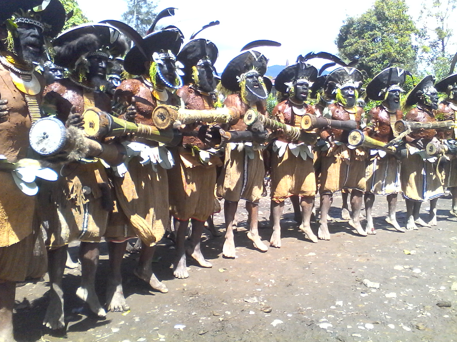 Show aims to keep Enga Identity