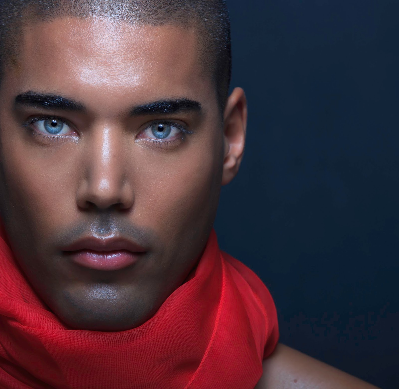 MAJOR MEN: WILLY MONFRET FOR MAGAZINE ALIZE LA VIE MAGAZINE