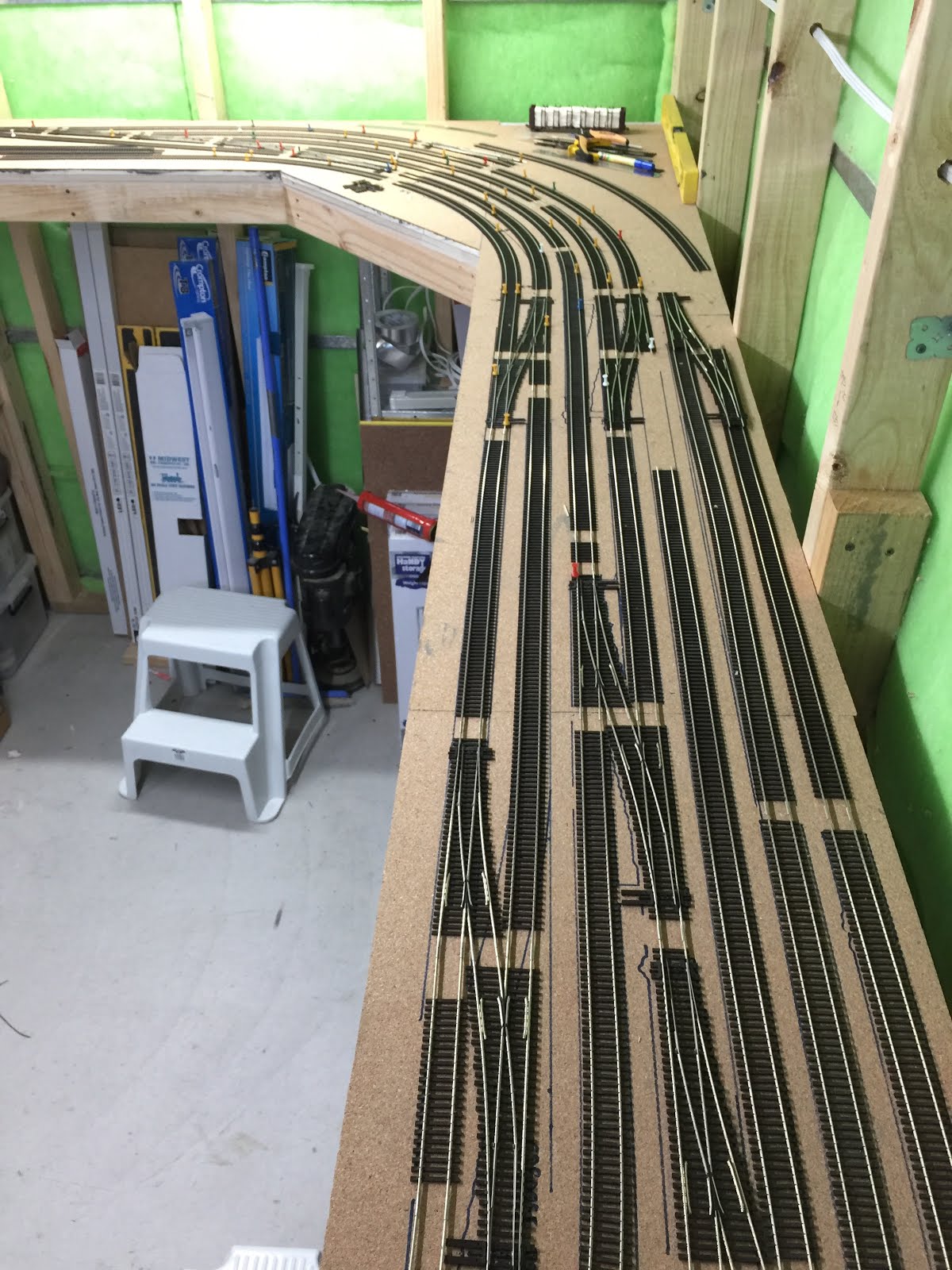 Model Railroad Yard Ladder Design