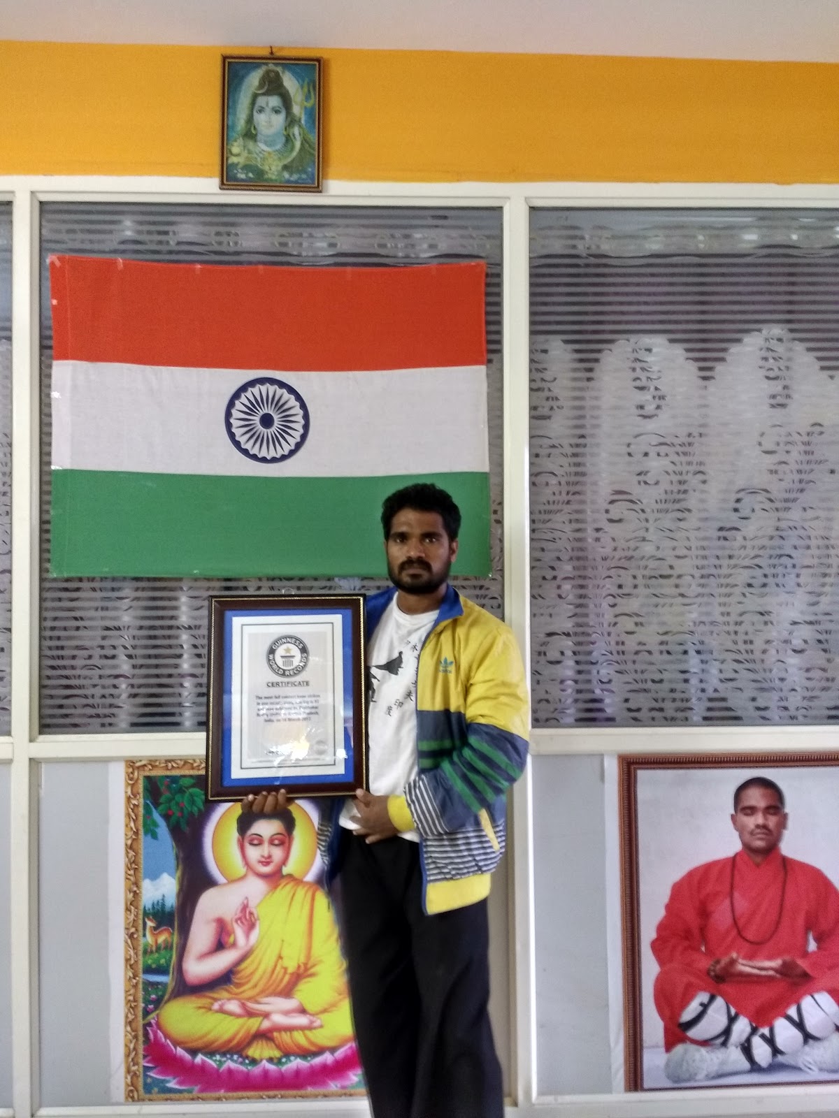 Master Prabhakar Reddy: Indian Guinness World Records Holder Master ...