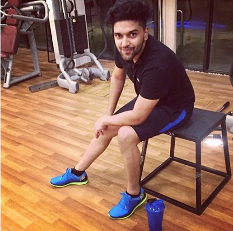 Guru Randhawa wiki,Age,Height,wife,girlfriend,income,family,Biography: Guru Randhawa wiki, Age ...